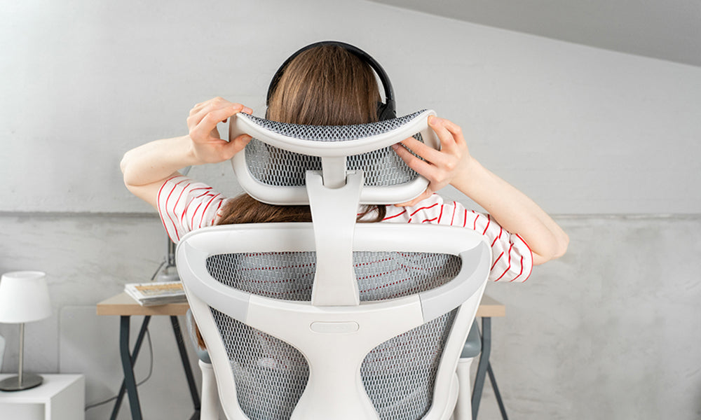 Headrests on Office Chairs: Do You Need One for Optimal Comfort?